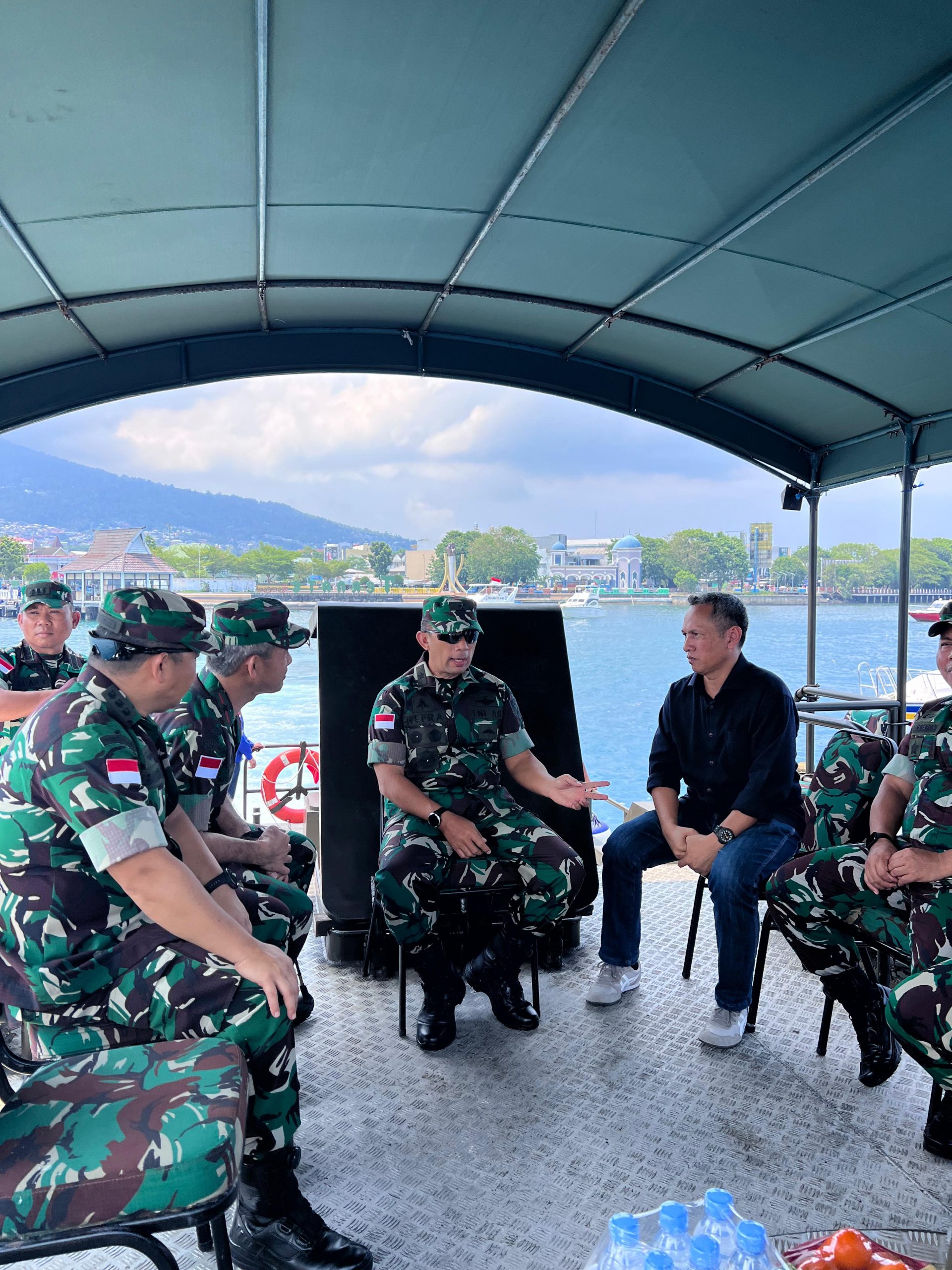 Kasdam Pattimura Hadiri Sea Trial Alat Angkutan Air Bekangdam ...